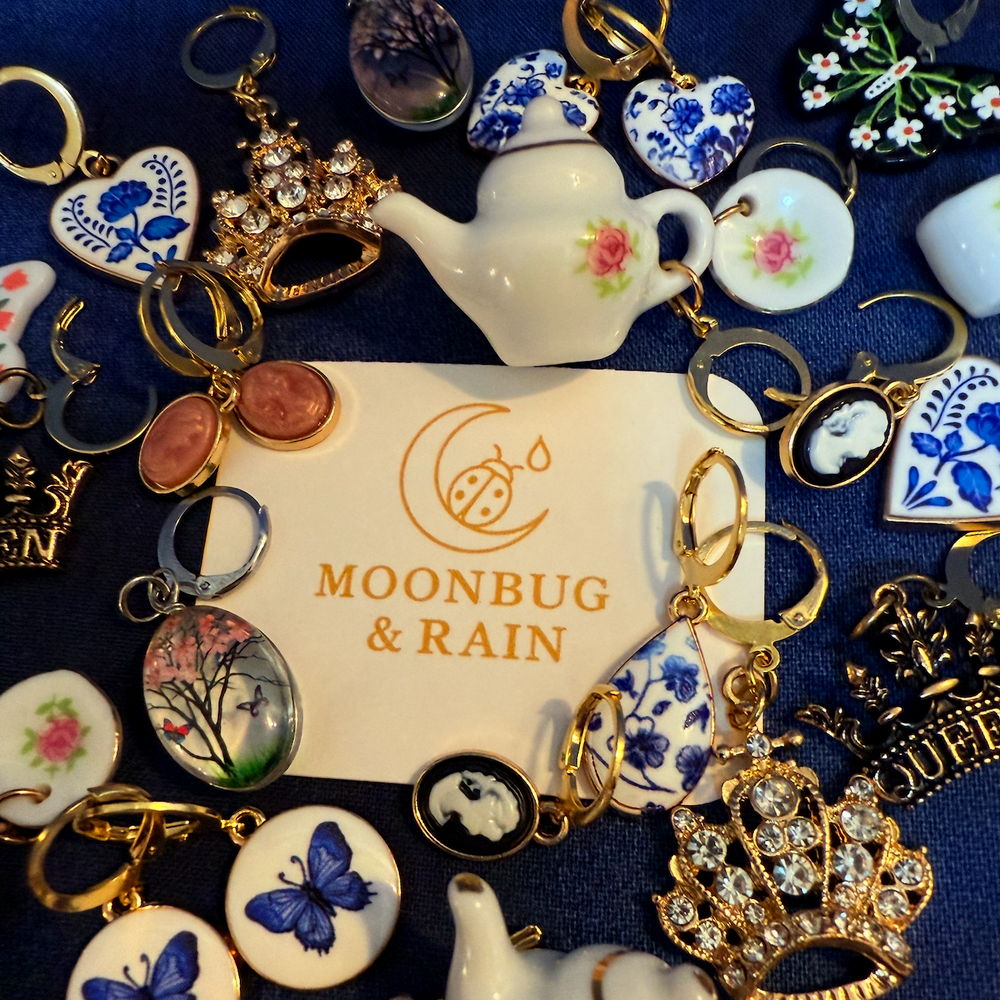 Collections – Moonbug & Rain